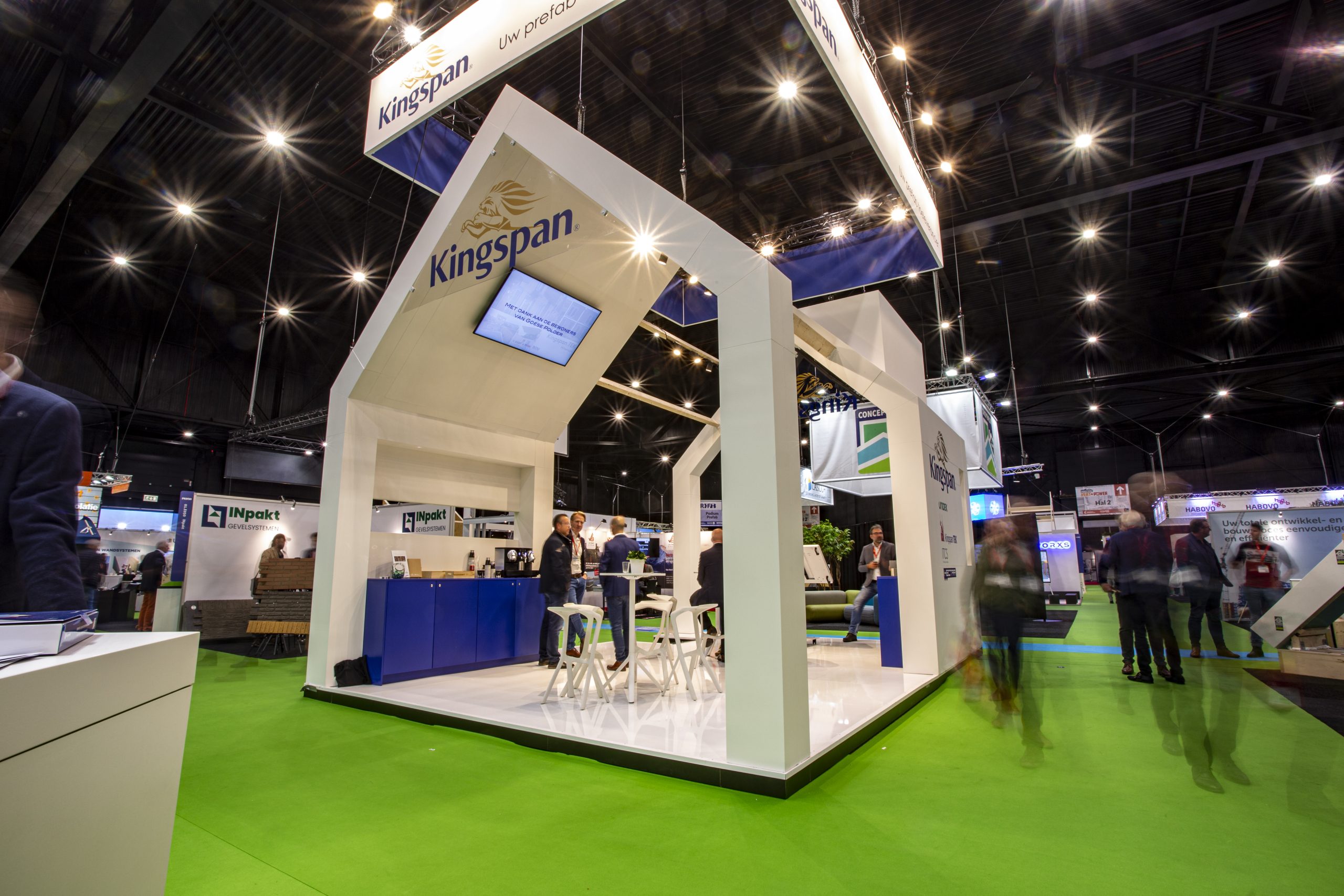 Custom Stand Construction | exhibition stand - Cialona Expo